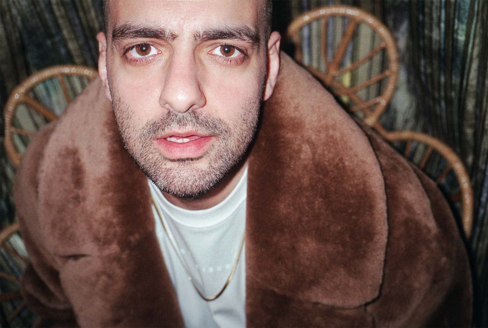 Hiçbir Şey Gerçek Değil Ve Her Şey Gerçek: Bartu Küçükçağlayan | Based ...